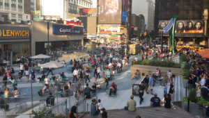 Interactional Rituals: Civil inattention | Fifteen Eighty Four ...